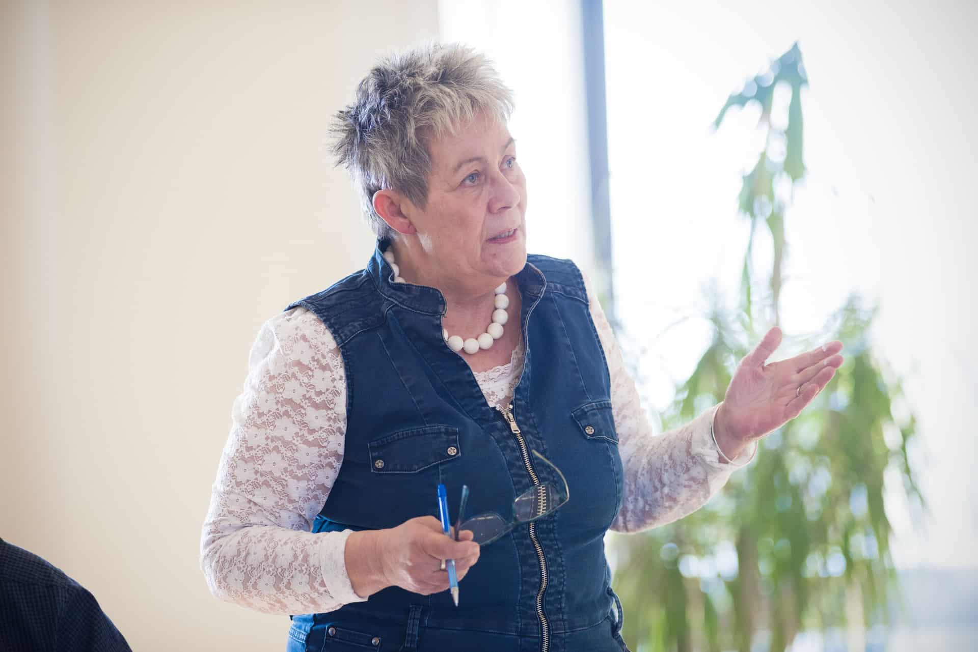 Kommune med opfordring: Ældre skal forstå alvoren og blive hjemme ...