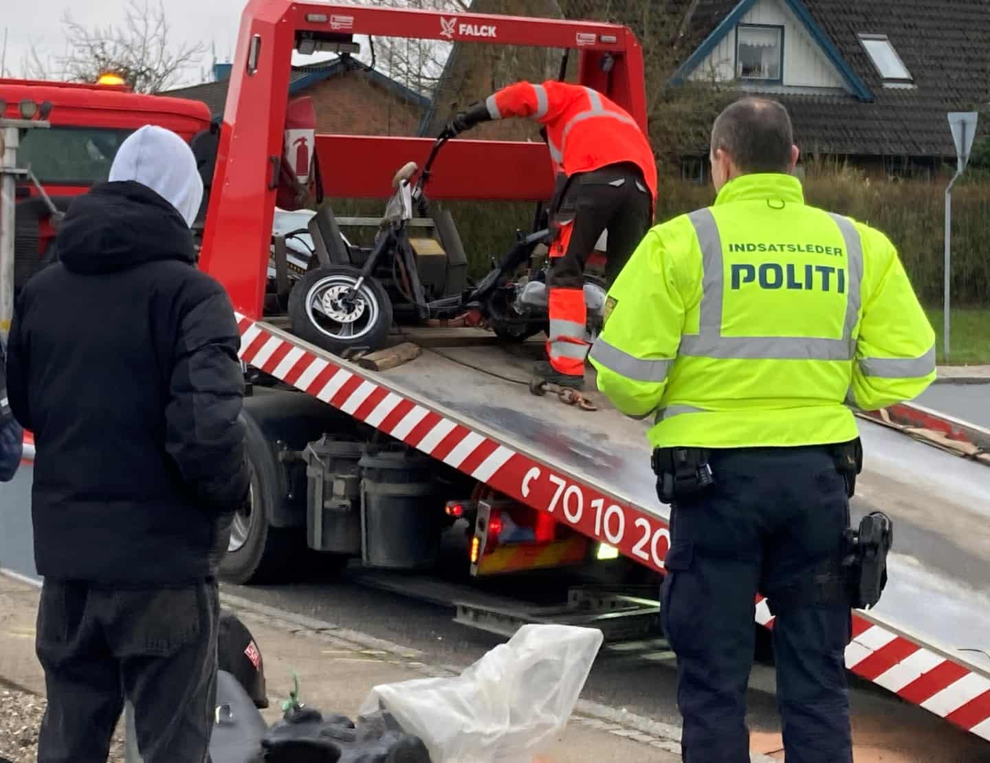 16-årig scooterkører alvorligt kvæstet i politijagt: Nu er der nyt om ...