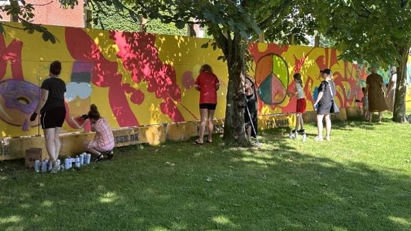 Fri leg på flere hundrede meter hegn i parken er skudt i gang - alle ...