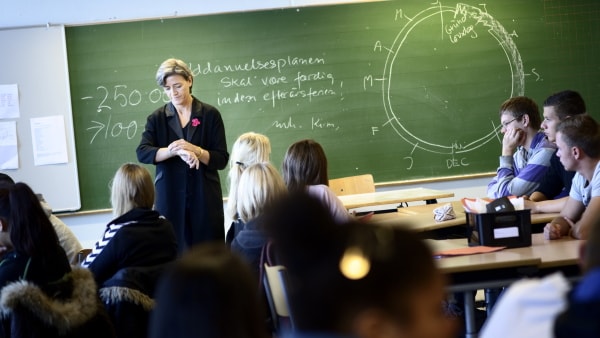 Vestager svingede med kridtet på Næsby Skole | fyens.dk