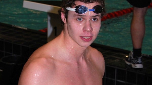 SE JUBEL-BILLEDERNE: Esbjerg-svømmer til VM i Dubai | ugeavisen.dk