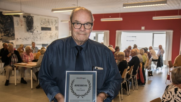 Peter Jepsen hædret med Ældre Sagens Æresbevis | vafo.dk