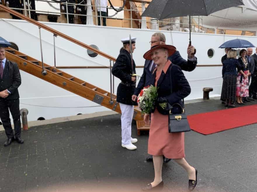 Dronningen fester med gode naboer i jubilæumsår | jv.dk