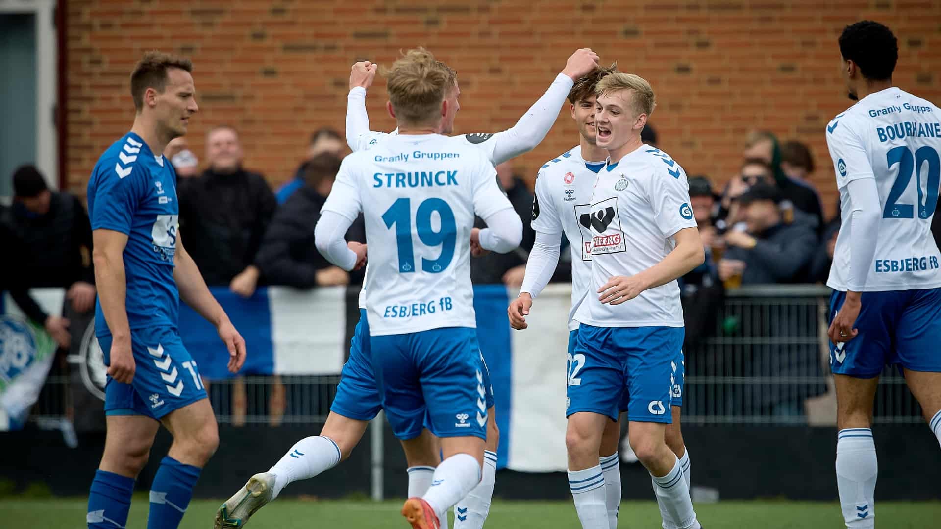 Målscorerne lyste op på en grå dag i Brabrand | jv.dk