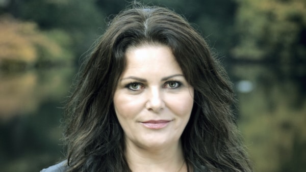 Sara: Det begyndte med mordet på en journalist | fyens.dk