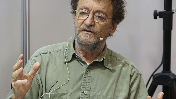 Hans Kirk tilbage med utilpassede noveller | dbrs.dk