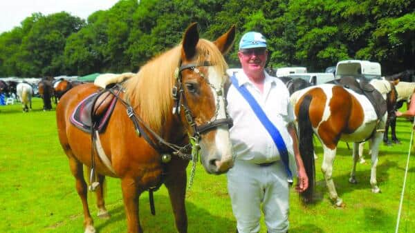 SE BILLEDERNE: Daysi og Jens har snuppet ringe i 20 år | ugeavisen.dk
