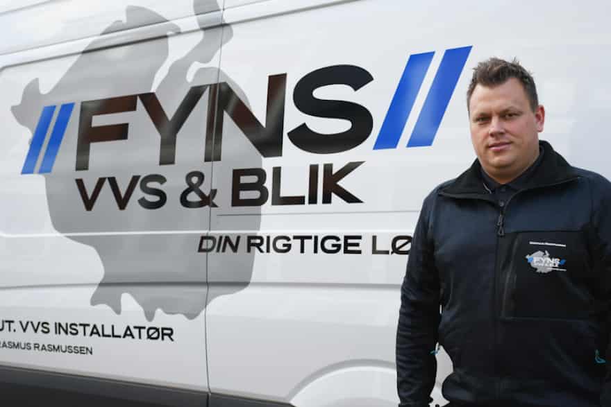 Rasmus har startet sit eget vvs-firma: Hvis det skulle være, skulle det ...