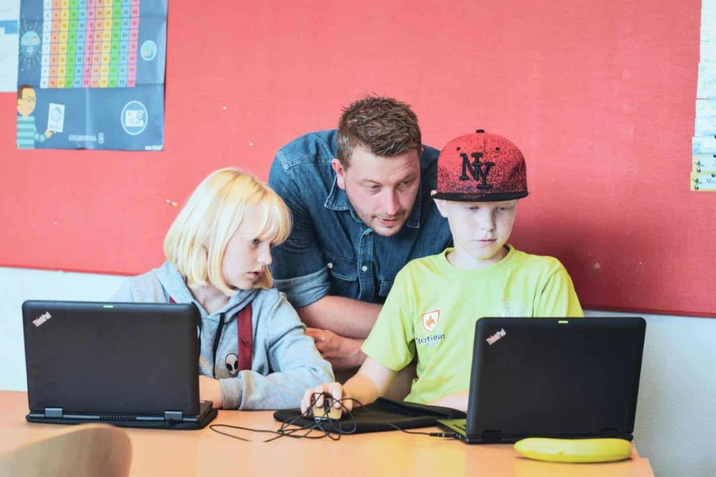 Friskole vinder nye elever på digital undervisning | ugeavisen.dk