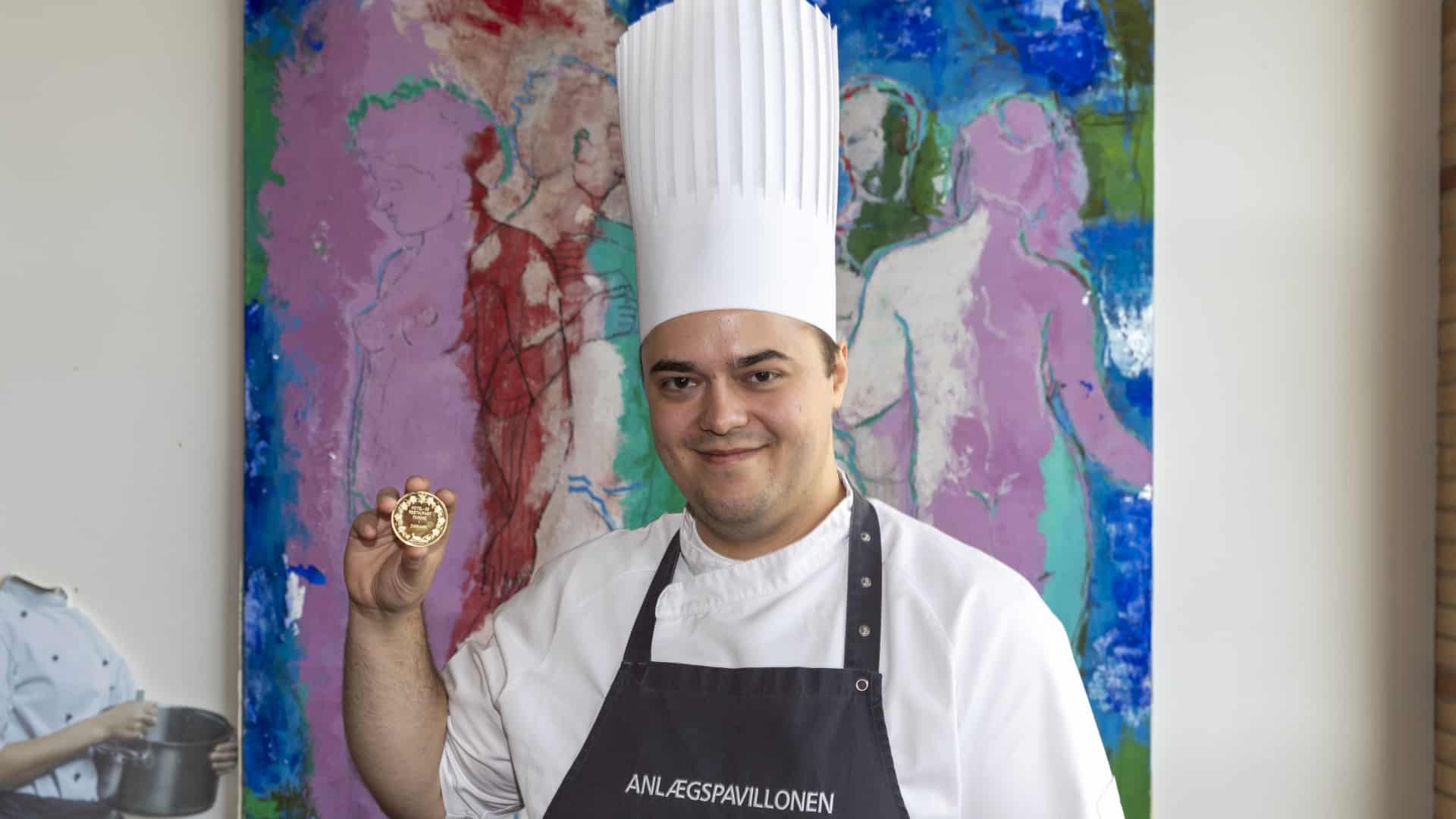 Michael har stegt tykstegs-bøf til den store guldmedalje ...