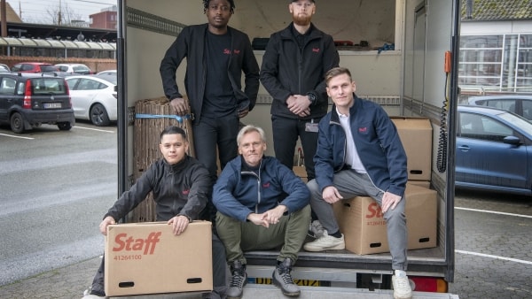 Morten og hans flyttefolk får en ny socialt udsat kollega hver eneste ...