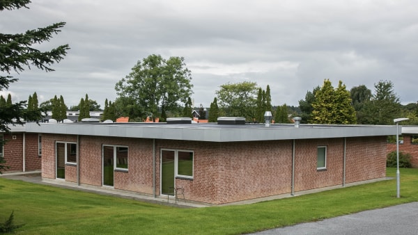 Mød Lægehusets nye læge og partner Jesper Brix: Spiller musik og laver ...