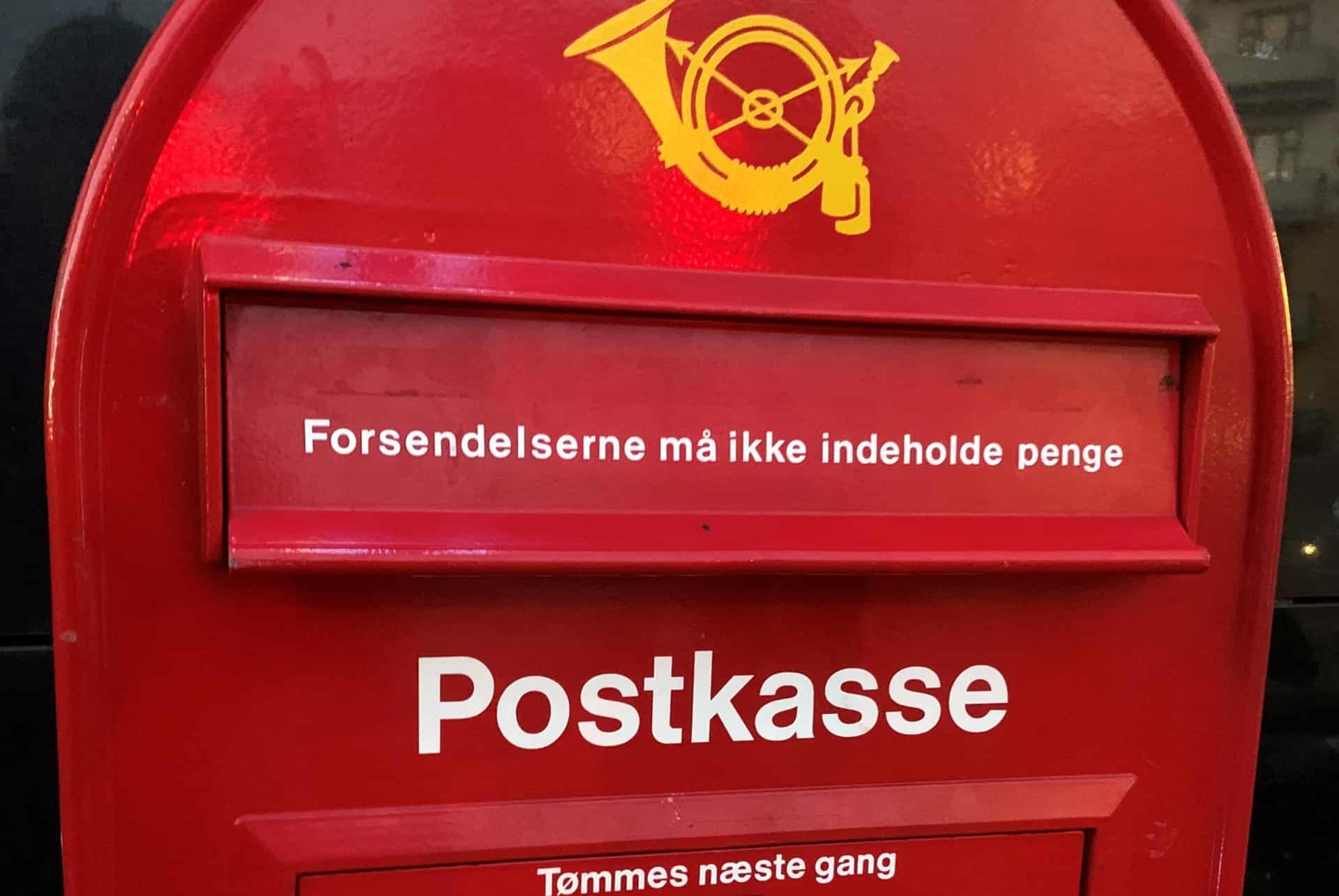 Rød postkasse blev sprængt | jv.dk