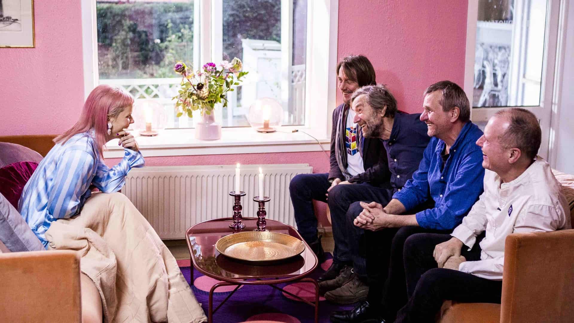 Sydfynsk succes i X-factor: 70-årige Dr. Rolf til liveshow | ugeavisen.dk