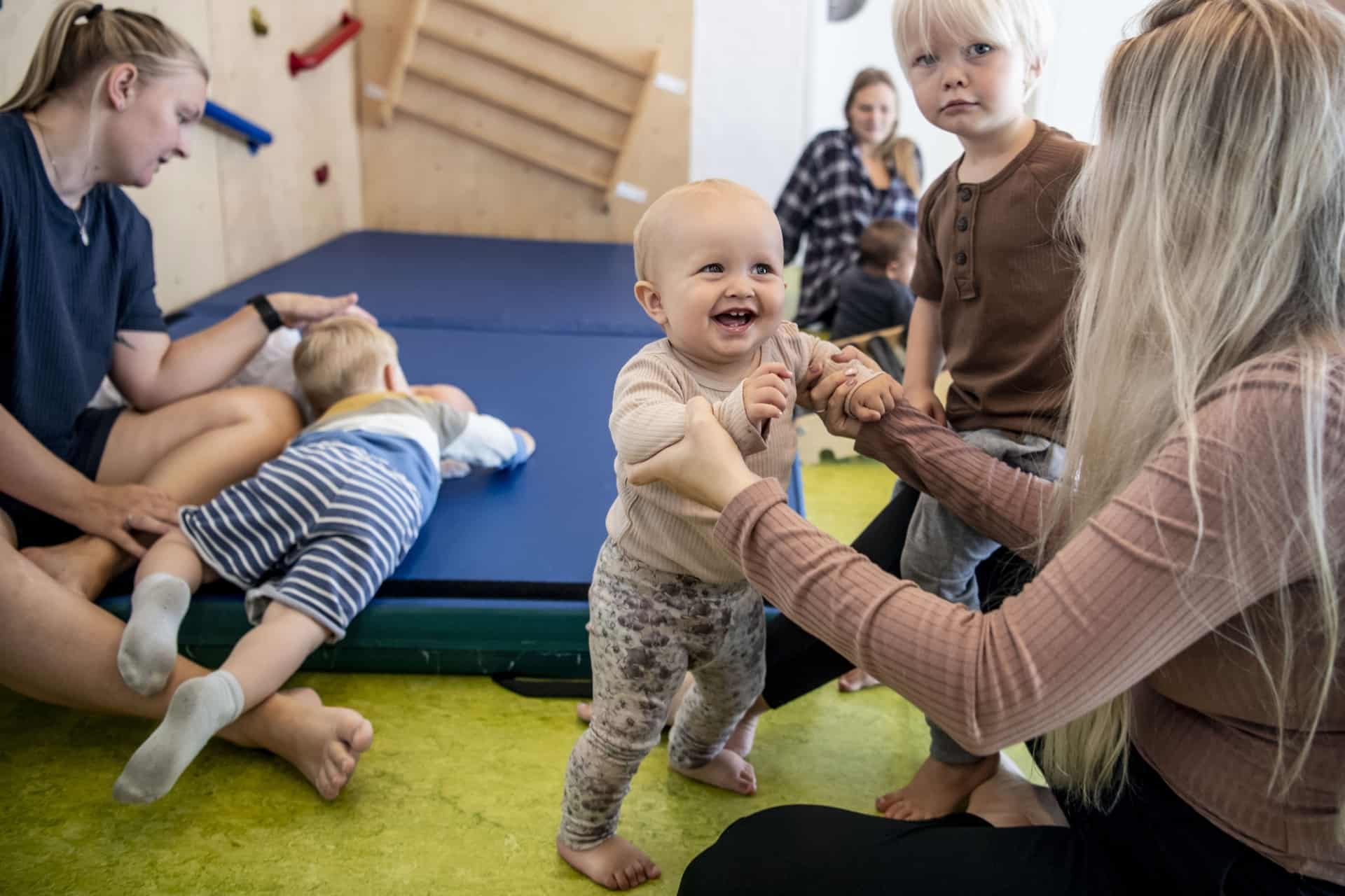 Hvor meget skal hjemmepassere have i løn? | favrskovliv.dk