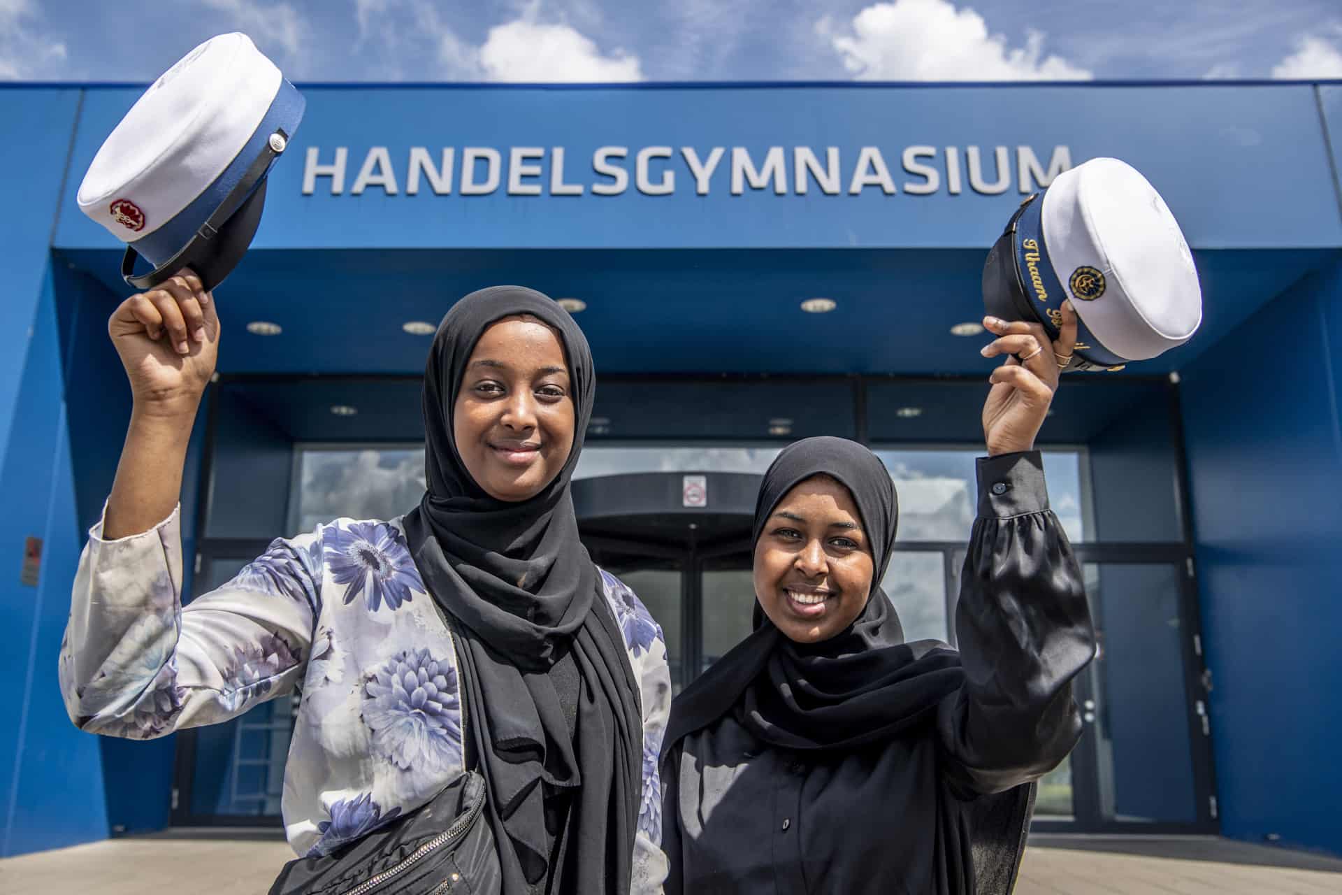 To studenter, der springer sabbatåret over | ugeavisen.dk