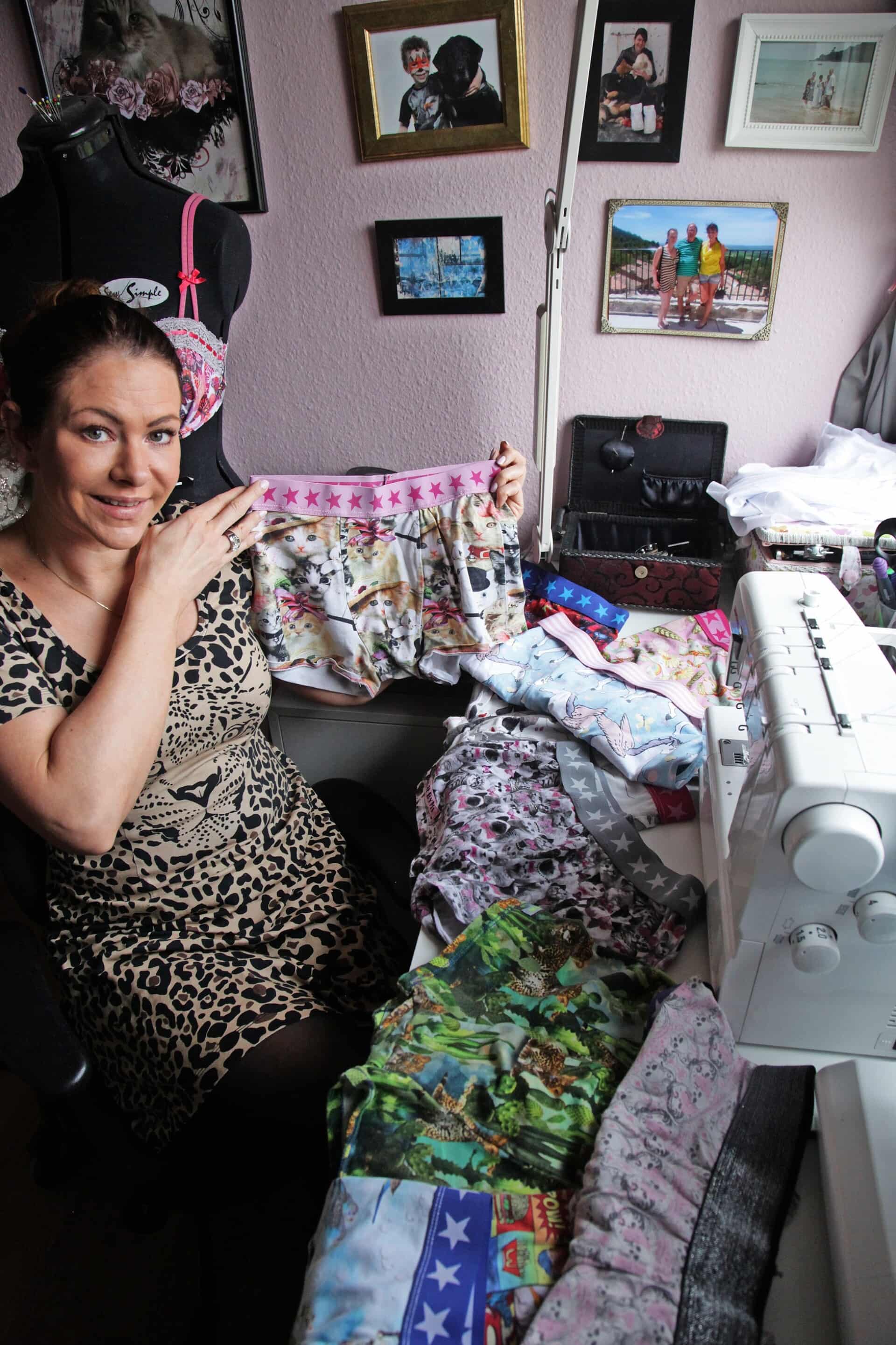 Billedegalleri: Se billederne af frække Holly, Årets Side 9-pige 2018 ...