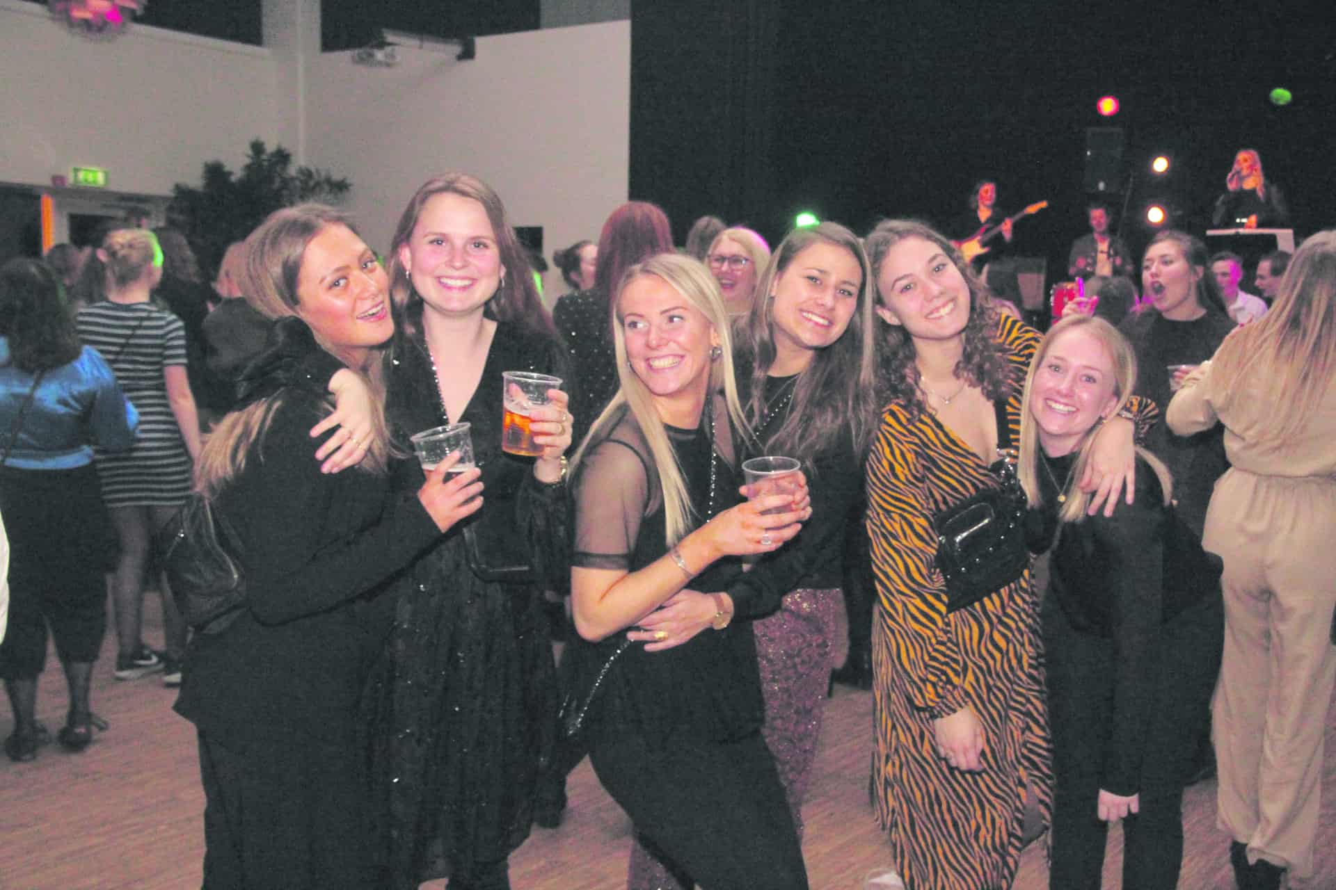 Se billederne: Gammel elevfest på EG | ugeavisen.dk