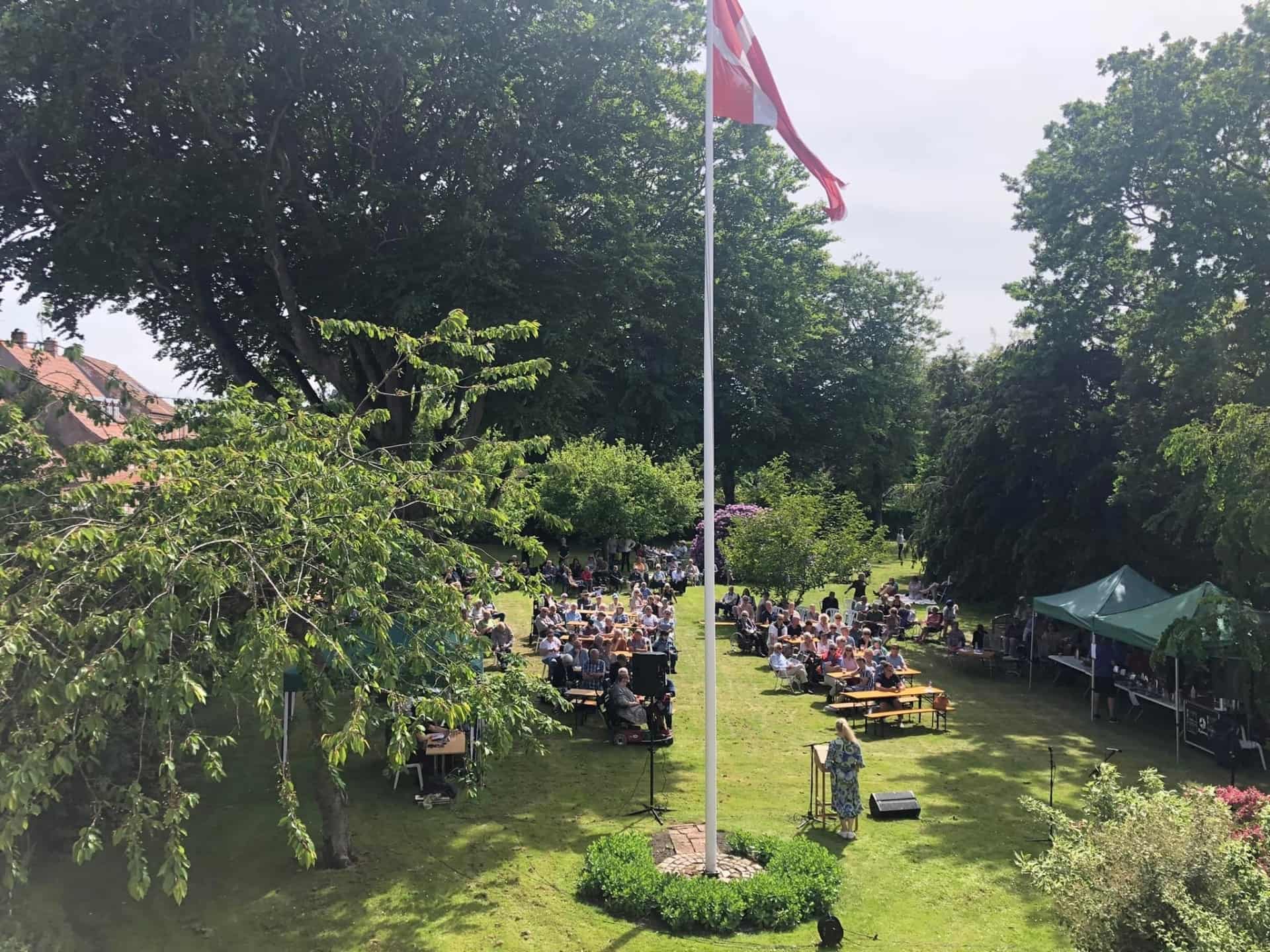 Huxi Bach kommer til Grundlovsmøde i Ribe | ugeavisen.dk