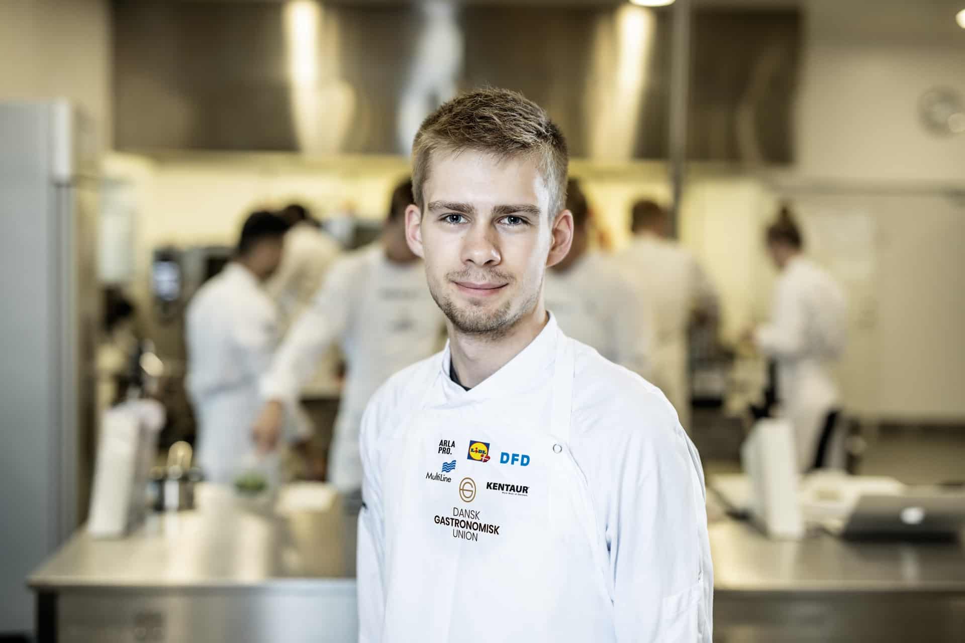 Mathias serverede dessert for 70 ved VM for kokke: - Vi var helt ...