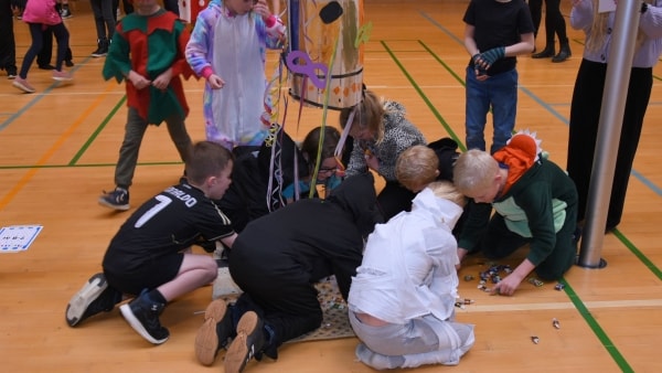 Fastelavnsfest i Ejsing-Egebjerg-hallen | ugeavisen.dk