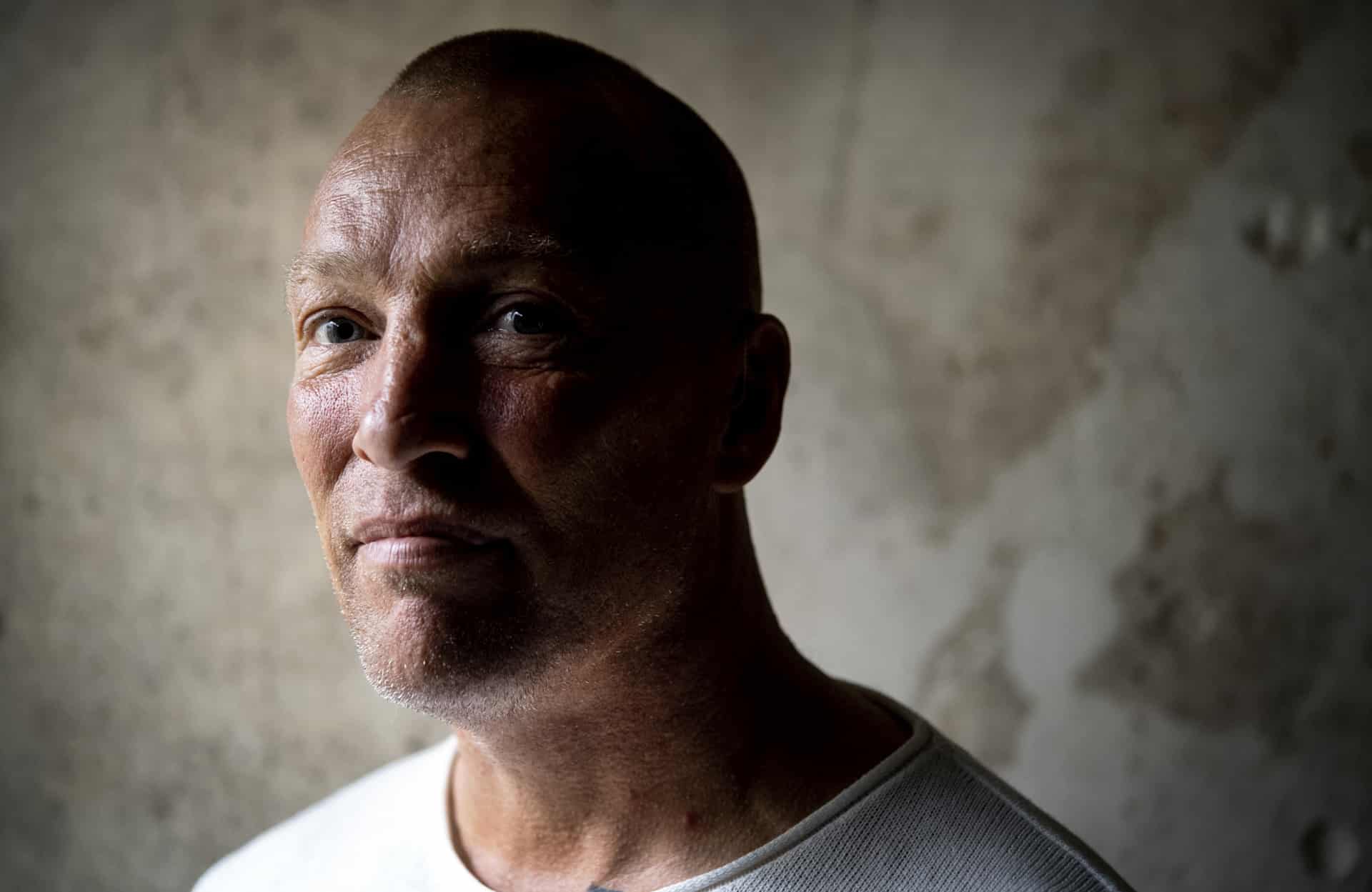 Fra stofmisbrug og kriminalitet til job og to børn i Gylling: Torbens ...