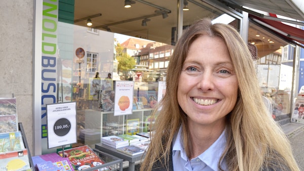 Butikschef i Arnold Busck i Rådhusstræde, Bitten Sørensen: Vi er byens ...
