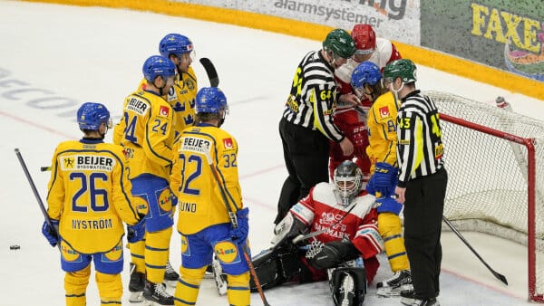 Sverige dukker igen danske ishockeyherrer i VM-test | jv.dk Sverige dukker igen danske ishockeyherrer i VM-test | jv.dk
