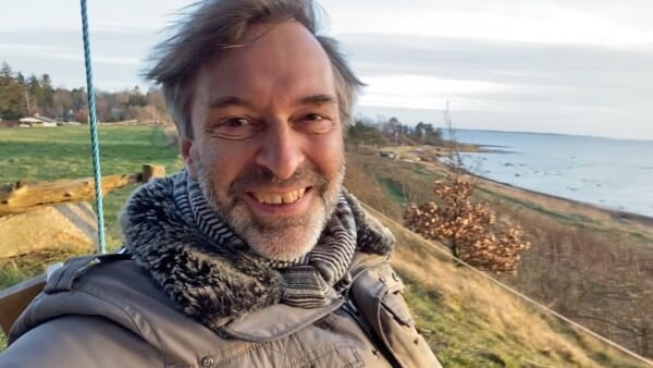 Martin Brygmann viser status på musikken til årets sommerspil ...