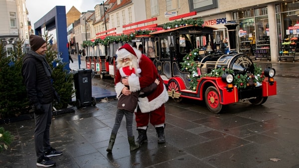 I 13 år har juletoget kørt rundt i Horsens - på lørdag kan det være sidste gang | stiften.dk