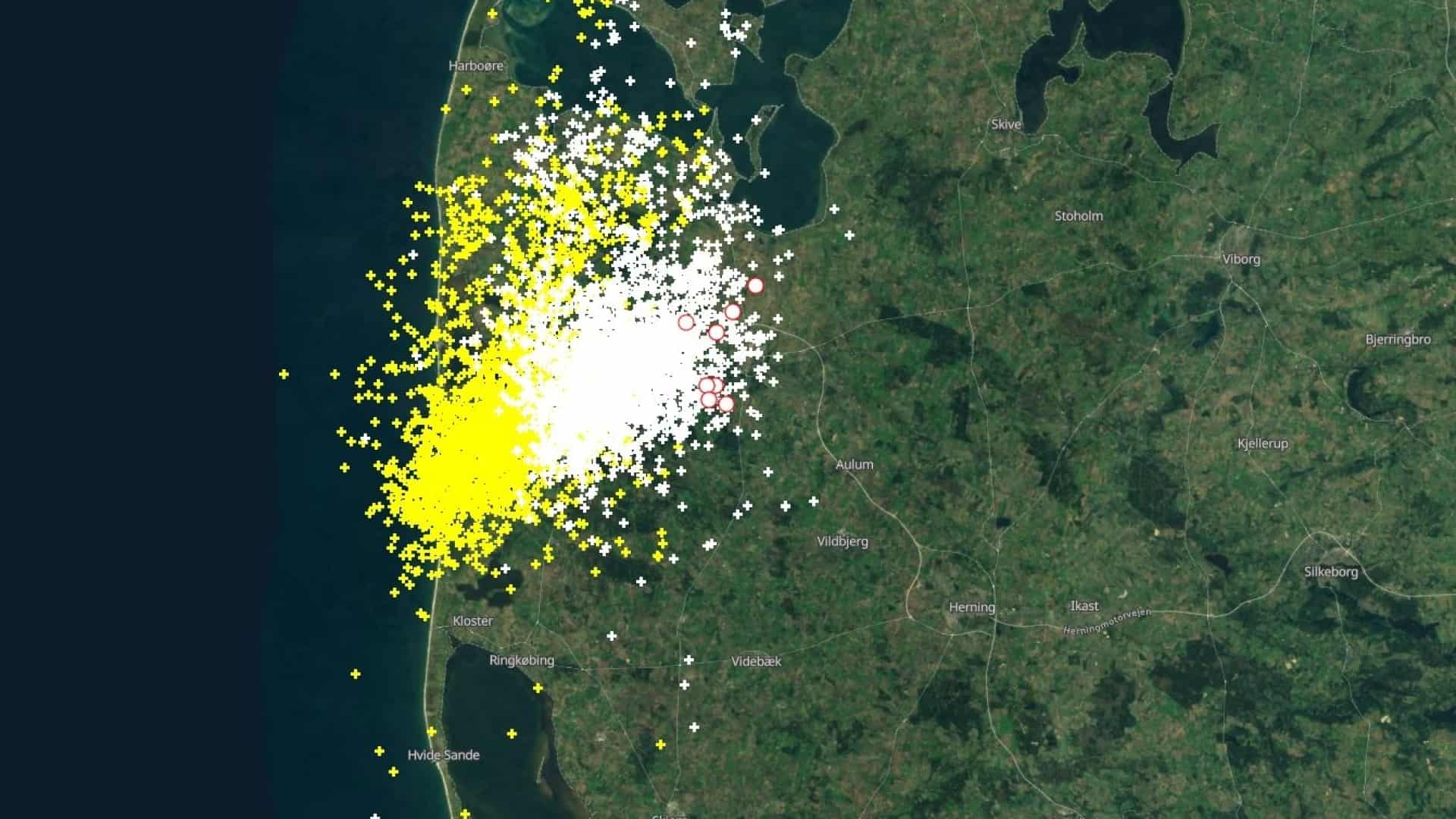 Voldsomt uvejr ramte stort område i Jylland: Hagl var flere centimeter ...