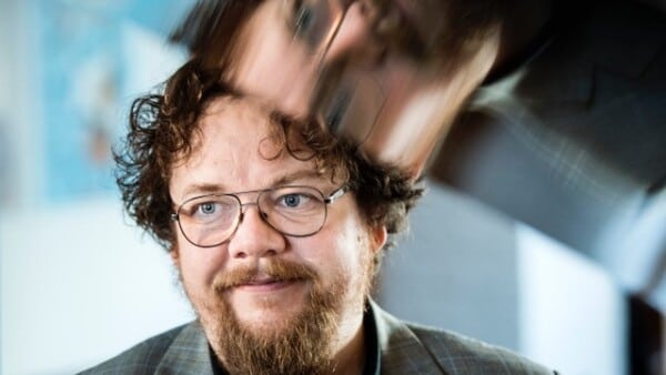 Jazzpianisten når vidt omkring: Martin spiller forbudte sange og ...